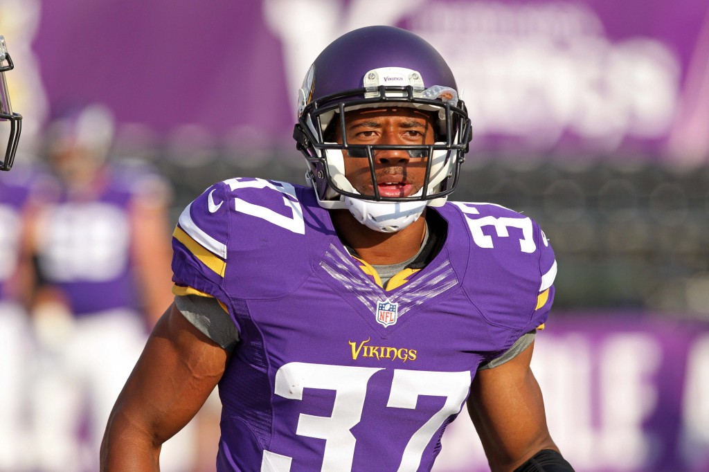 Vikings Trim Roster, Cut Derek Cox, 13 Others