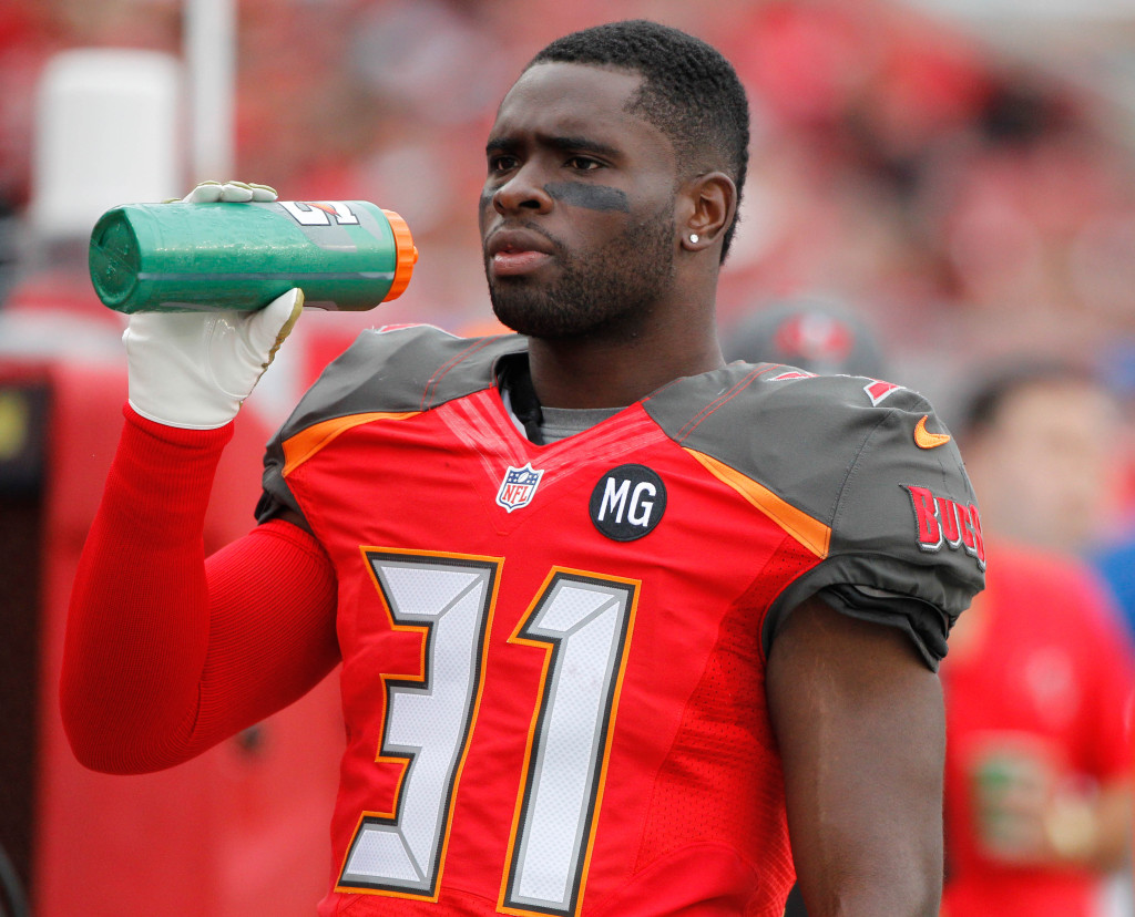 Buccaneers To Waive Major Wright