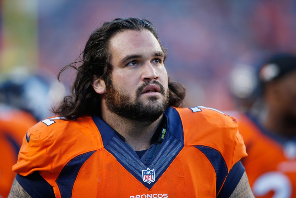 Eagles Sign John Moffitt