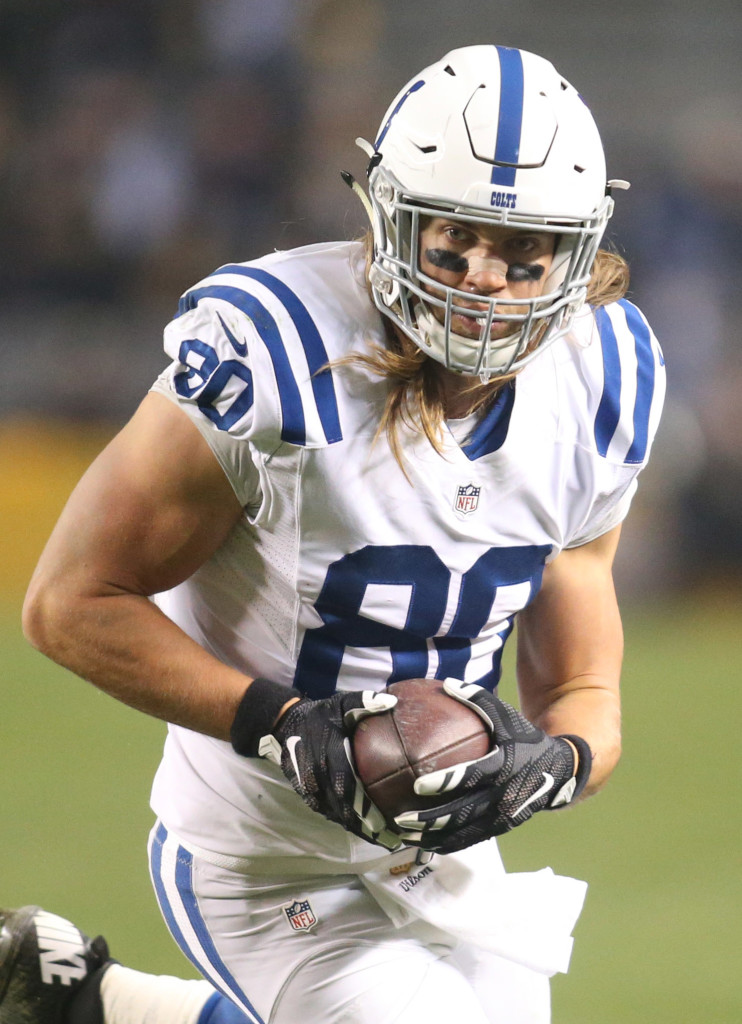 Saints Sign Coby Fleener