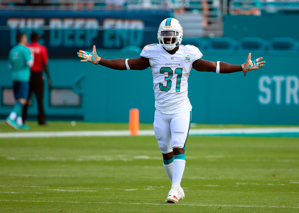 Dolphins' Michael Thomas Signs RFA Tender