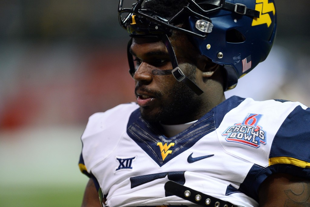 Eagles Sign Five Rookies