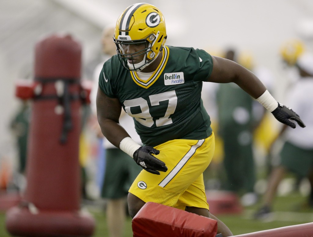 Packers DT Kenny Clark Hires Doug Hendrickson