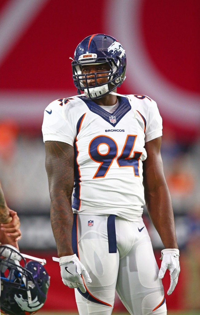 DeMarcus Ware Fractures Forearm