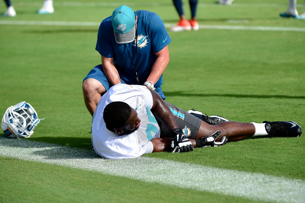Dolphins Concerned About Branden Albert's Wrist, May Miss Games