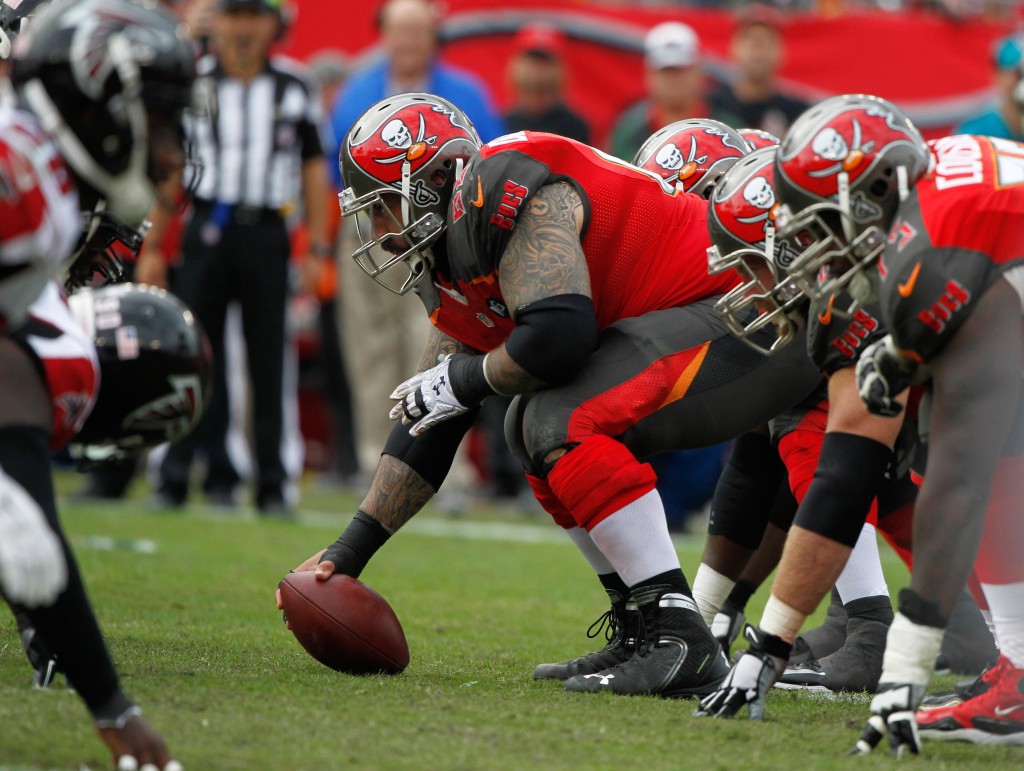 Bucs Release OL Evan Smith