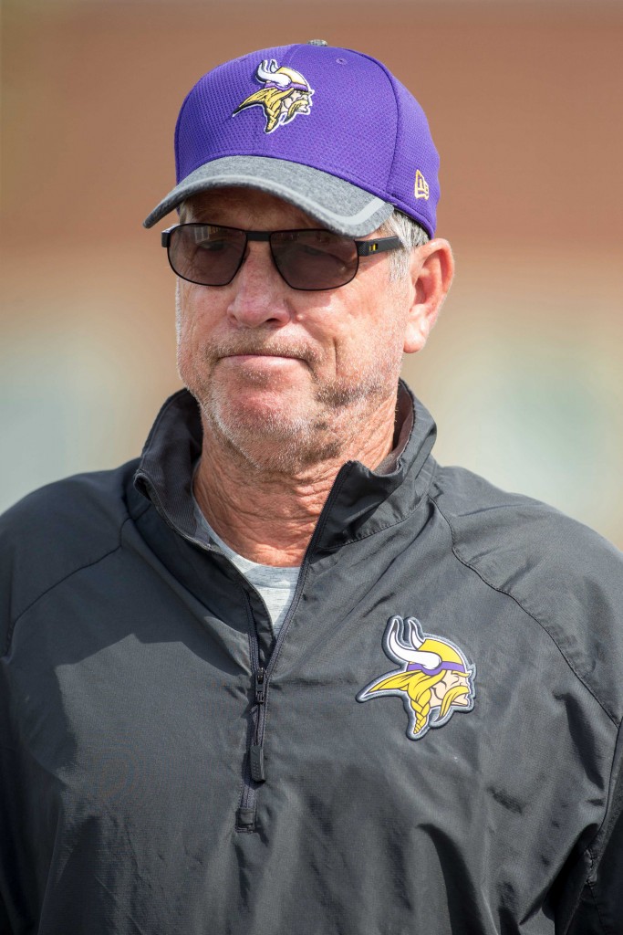 Panthers Hire OC Norv Turner