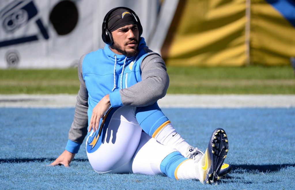 Chargers Waive RB Kenneth Farrow