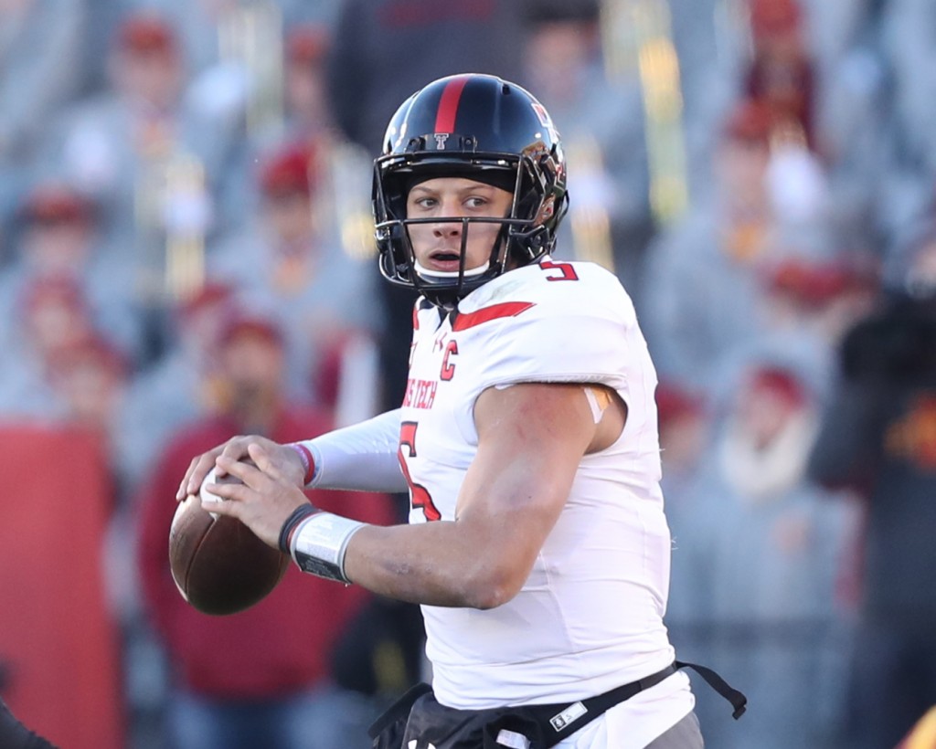 Draft Rumors: Mahomes, Kizer, Thomas