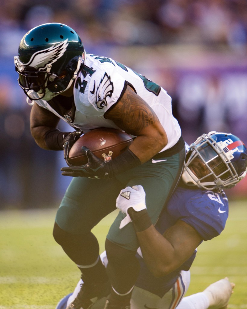 Bills Meet With RB Kenjon Barner