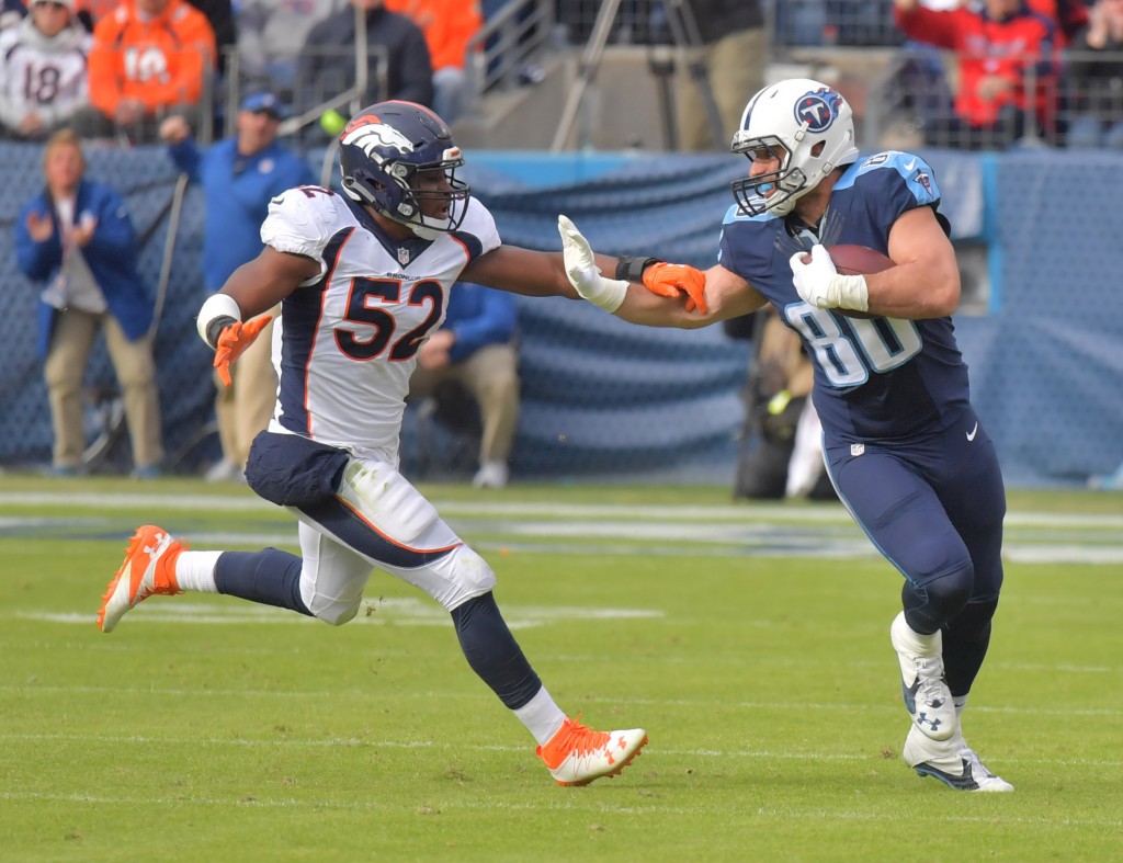 Titans Discussing Anthony Fasano Re-Up