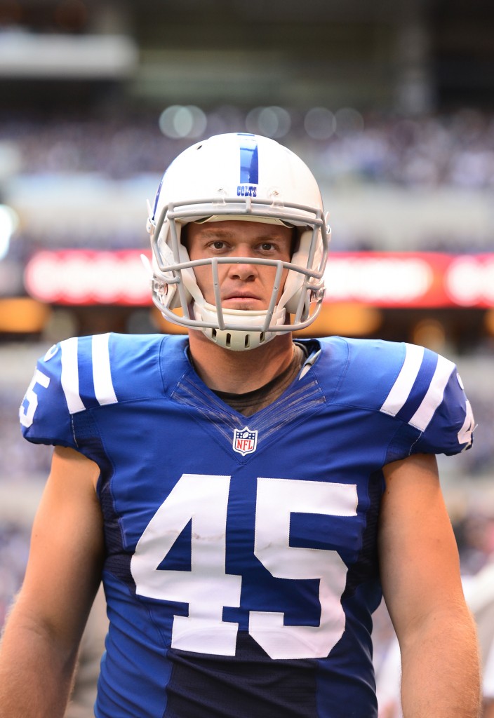 Colts Cut 10 Players