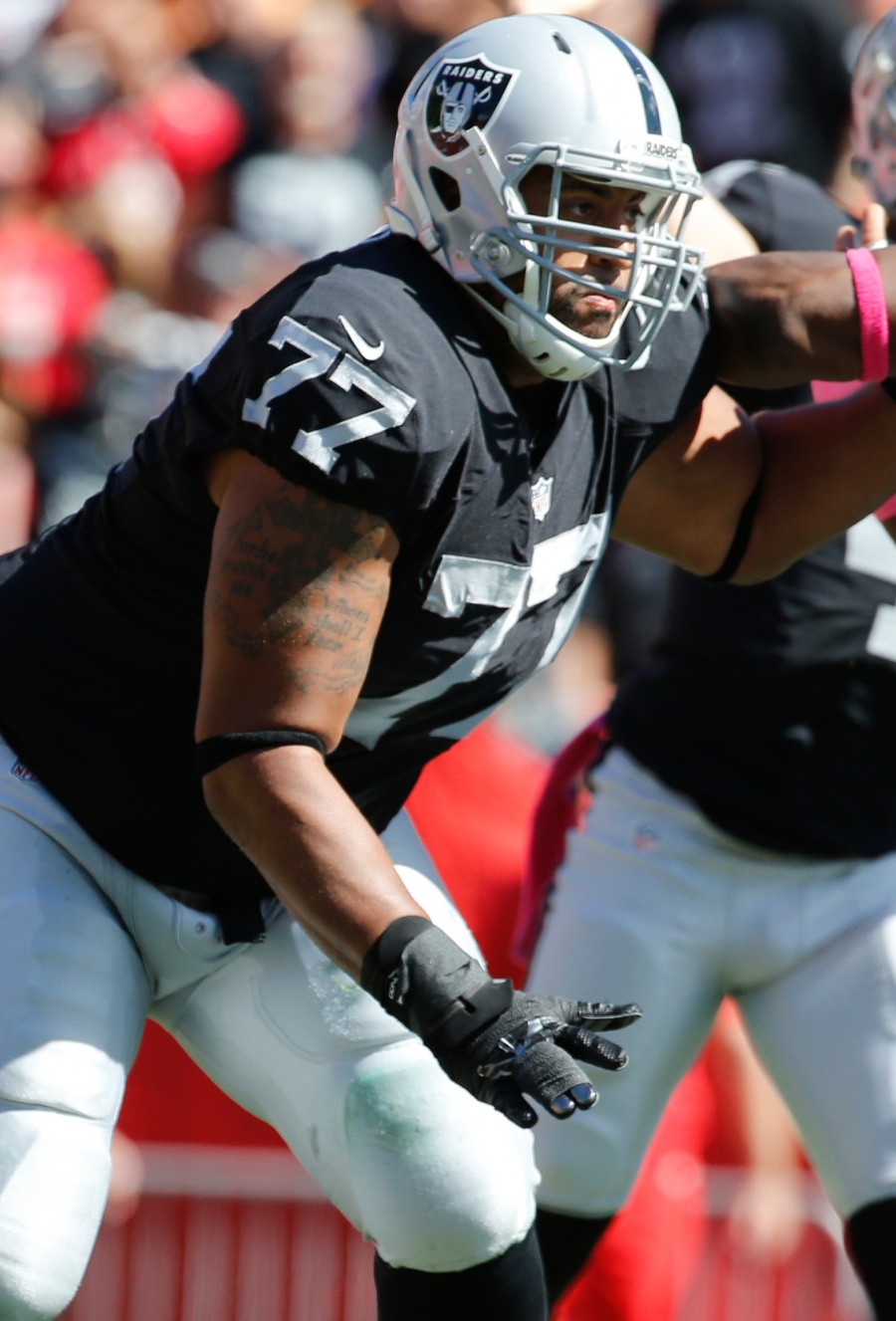 Raiders Cut OT Austin Howard