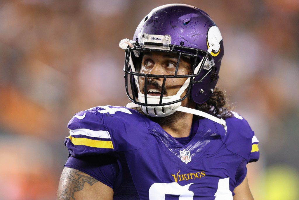 Buccaneers Sign Justin Trattou