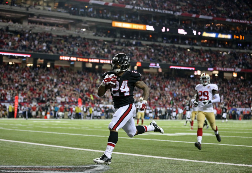 NFC Notes: Freeman, Panthers, Vikes