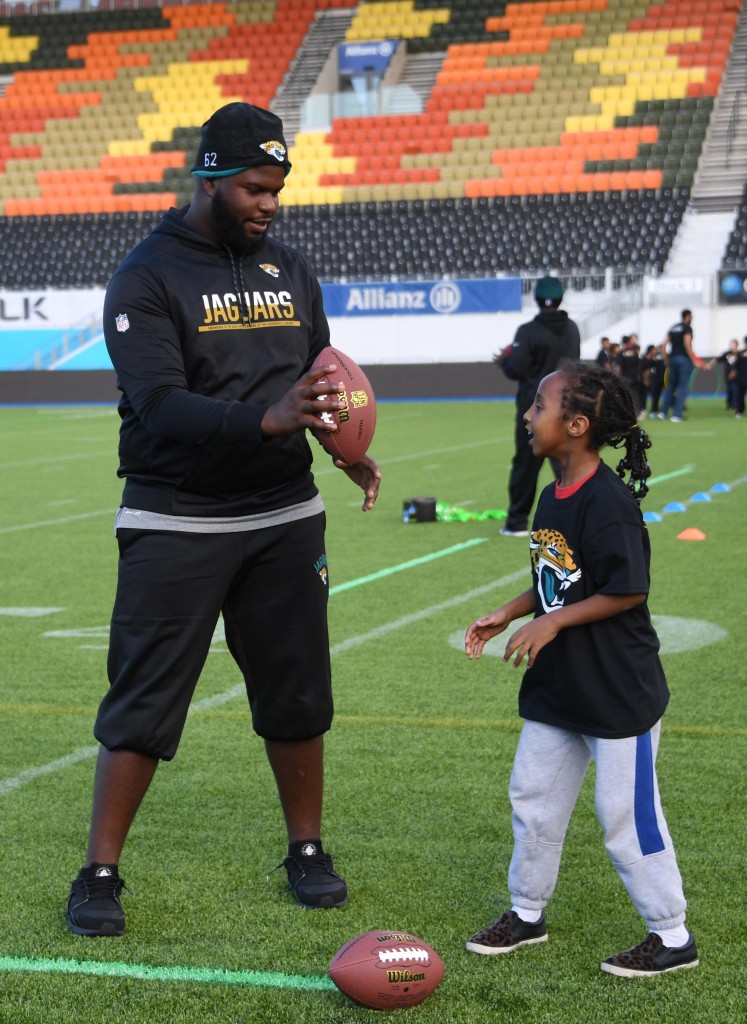 Cowboys Promote DT Richard Ash