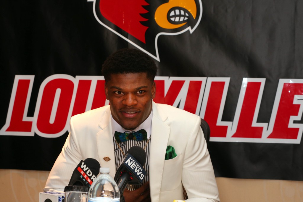 Louisville QB Lamar Jackson Enters Draft