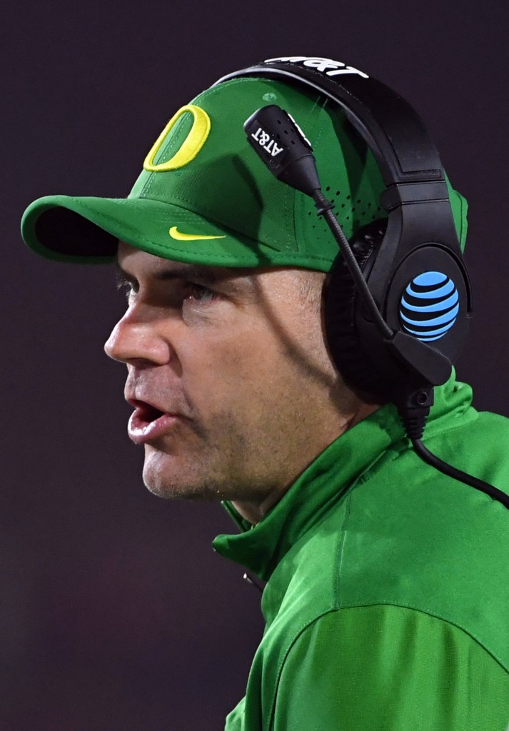 Bears Hire Mark Helfrich As OC