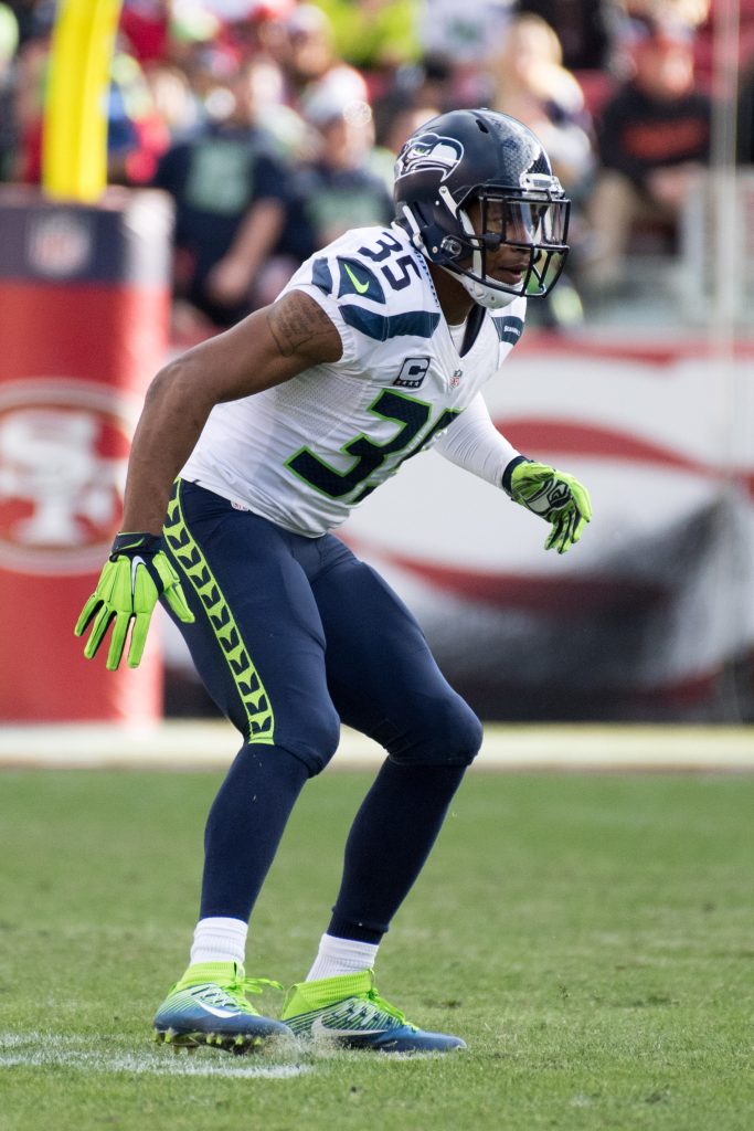Seahawks Sign DeShawn Shead