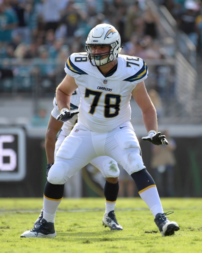 Panthers To Sign Michael Schofield