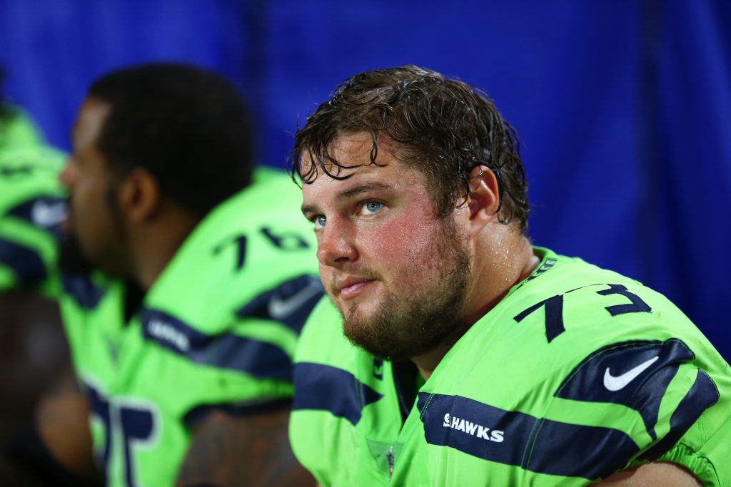 Patriots Sign OT Matt Tobin