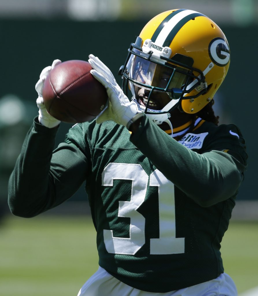 Packers To Place CB Davon House On IR