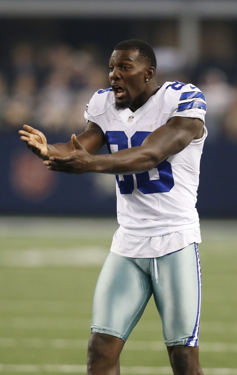 Dez Bryant Won't Return Phone Calls From Browns Dez Bryant Won't Return Phone Calls From Browns