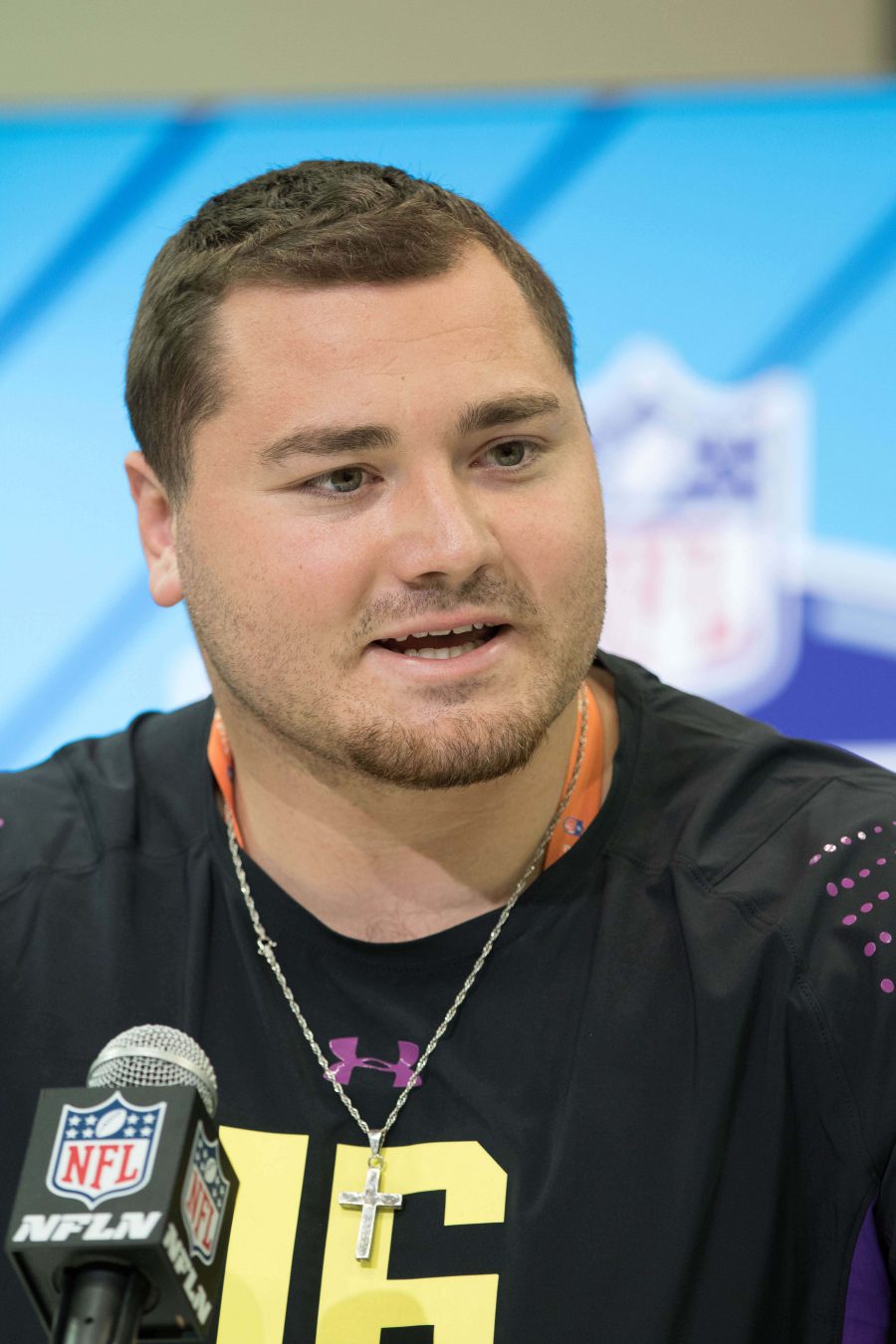 Bills Sign Rookie DT Harrison Phillips