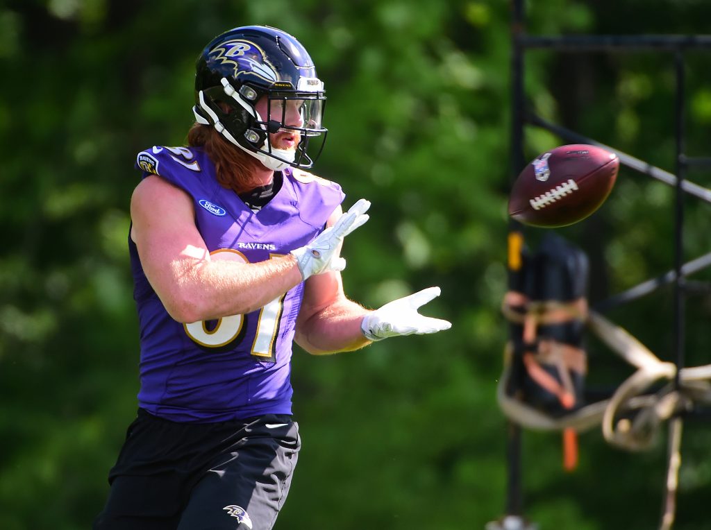 Ravens TE Hayden Hurst To Miss 3-4 Weeks