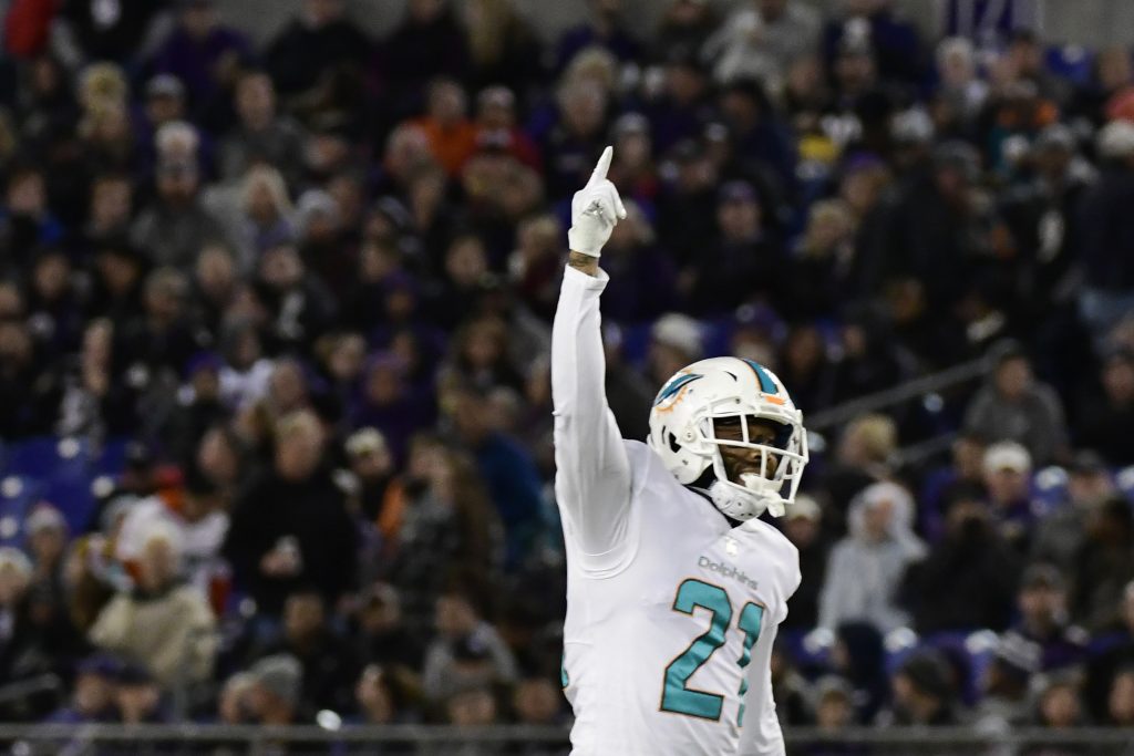 Chiefs Acquire S Jordan Lucas From Dolphins