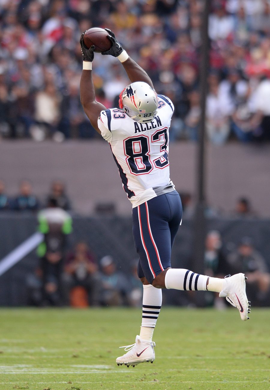 Patriots Rework TE Dwayne Allen's Contract