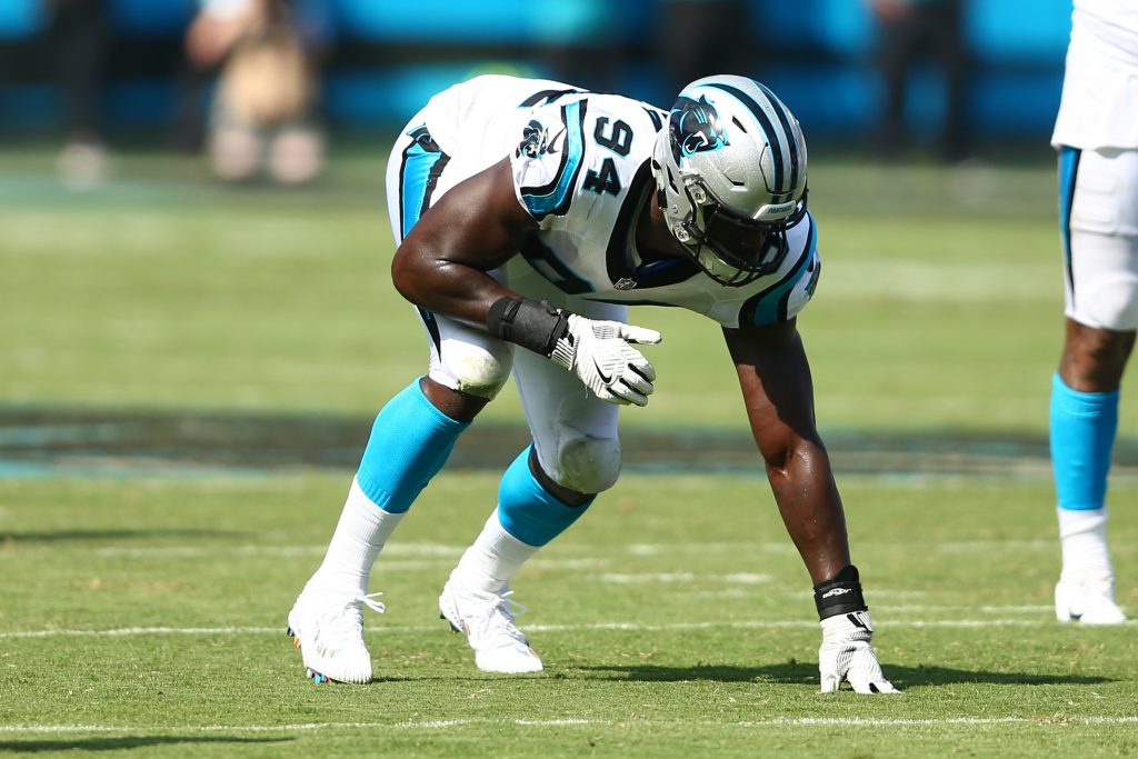 Panthers Re-Sign DE Efe Obada