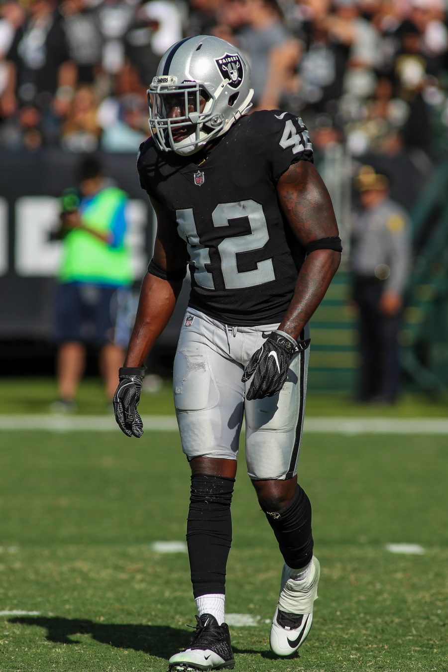 Raiders' Karl Joseph Suffers Foot Injury