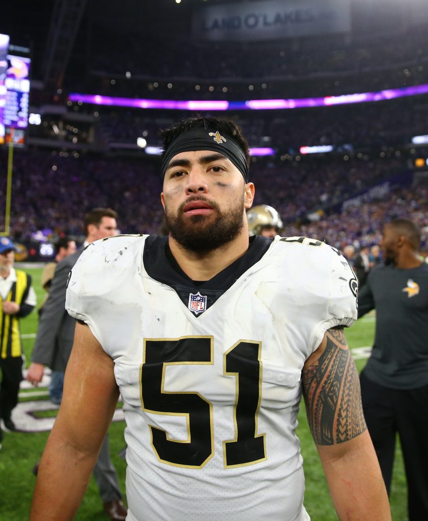 Bears Sign LB Manti Te'o To Practice Squad