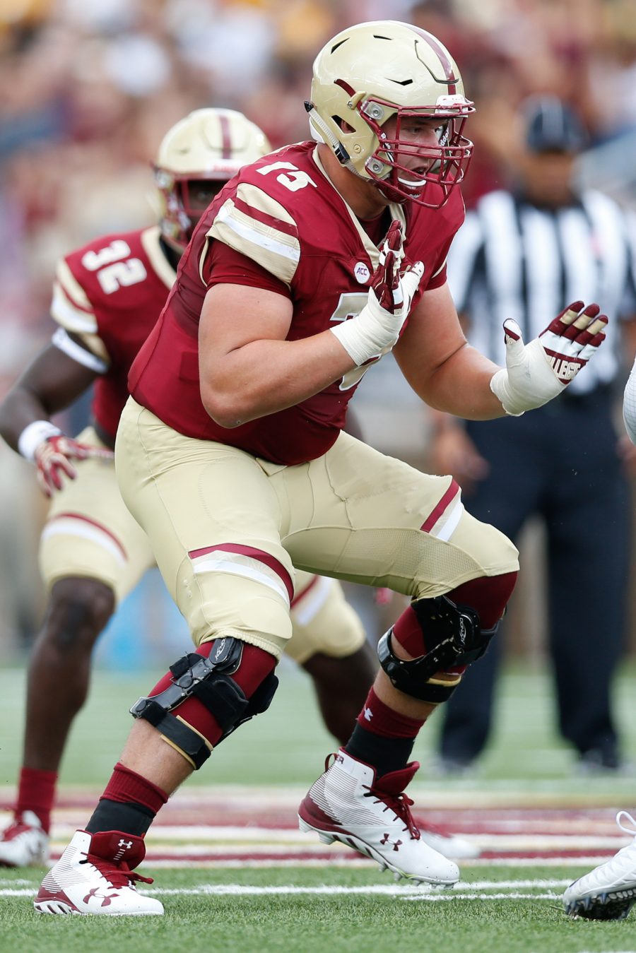 Falcons Sign Rookie Chris Lindstrom