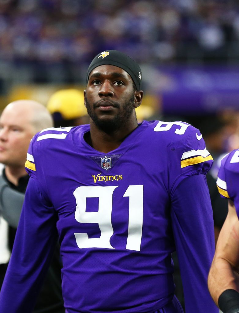 Vikings, DE Stephen Weatherly Discussing Extension