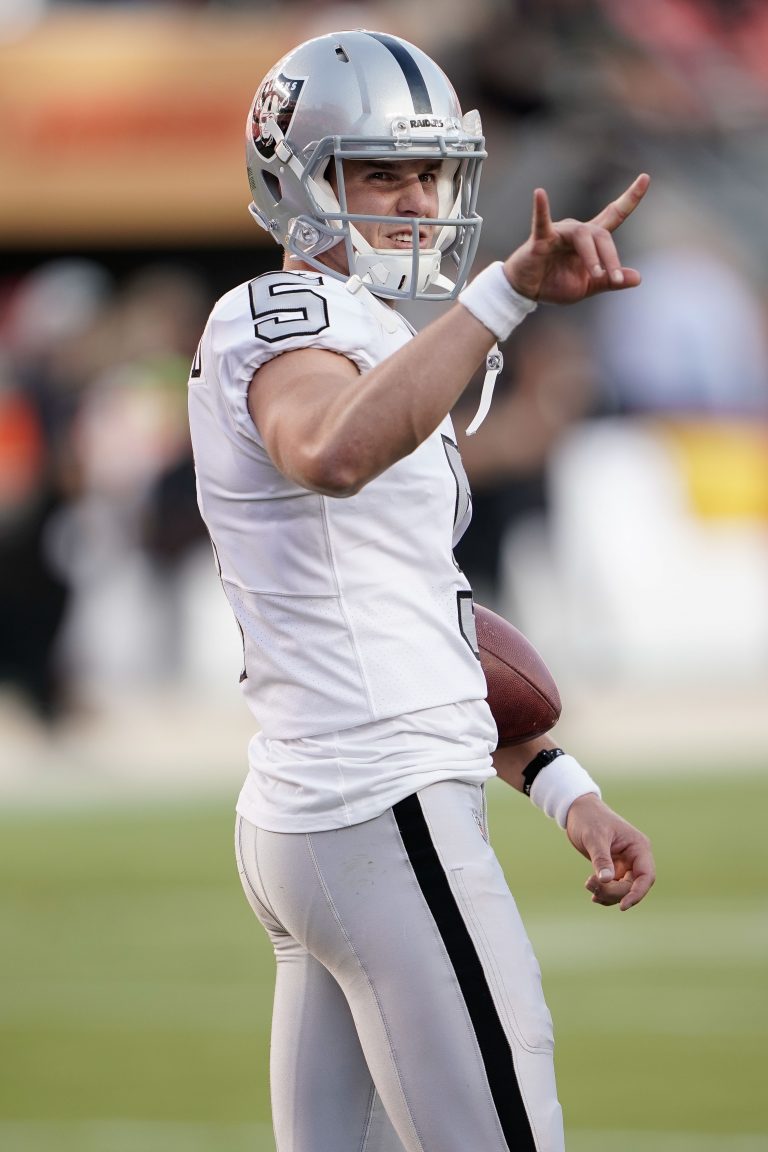 Titans To Sign Johnny Townsend