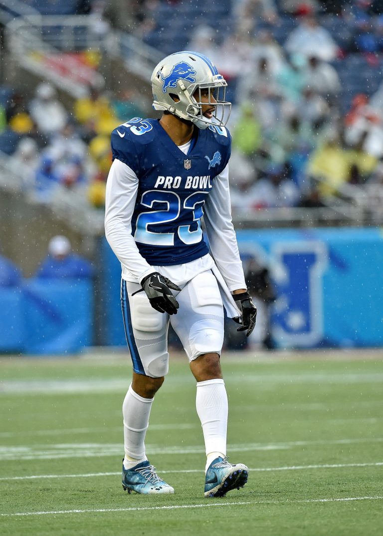 Eagles Pursuing Lions' Darius Slay