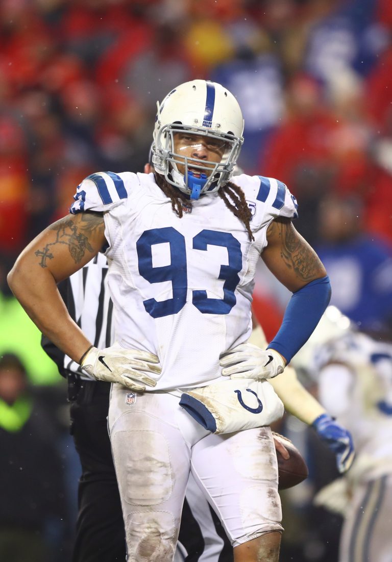 Jaguars Sign Jabaal Sheard