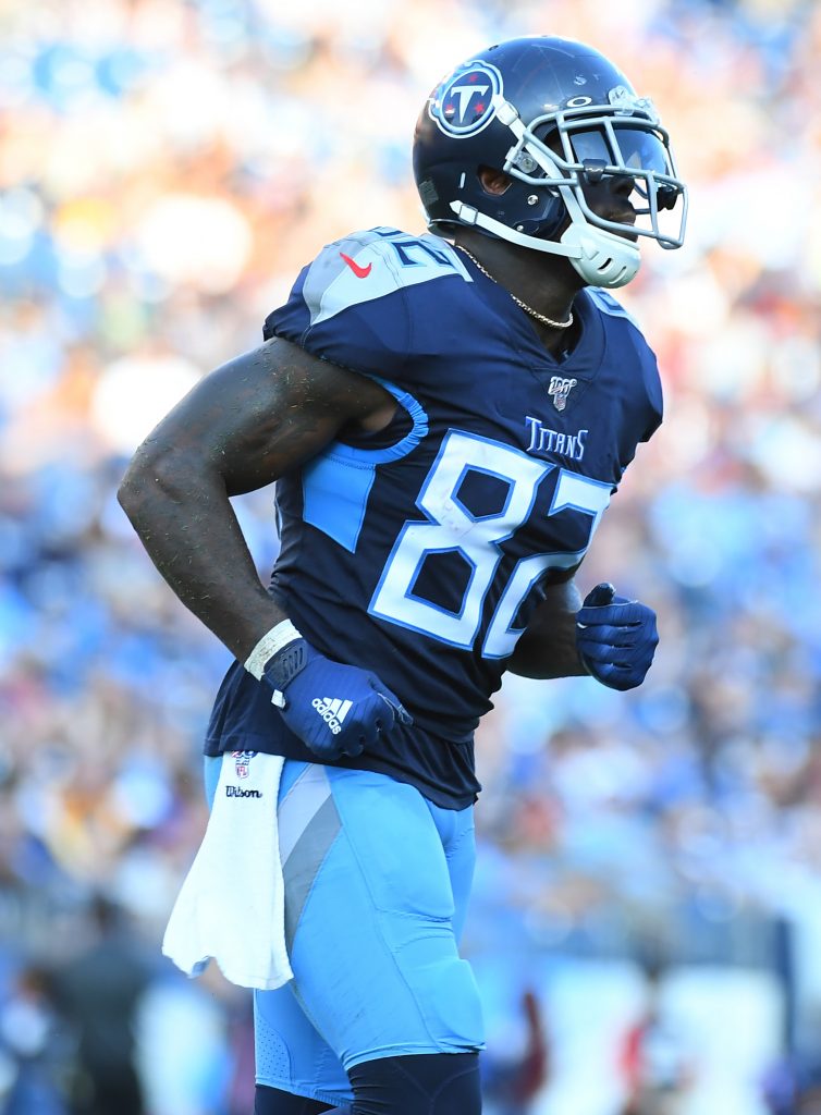 Titans Release Delanie Walker