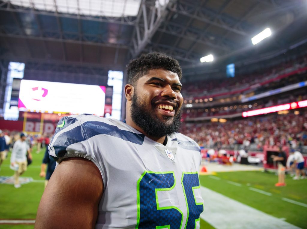 Bills Sign OL Jordan Simmons