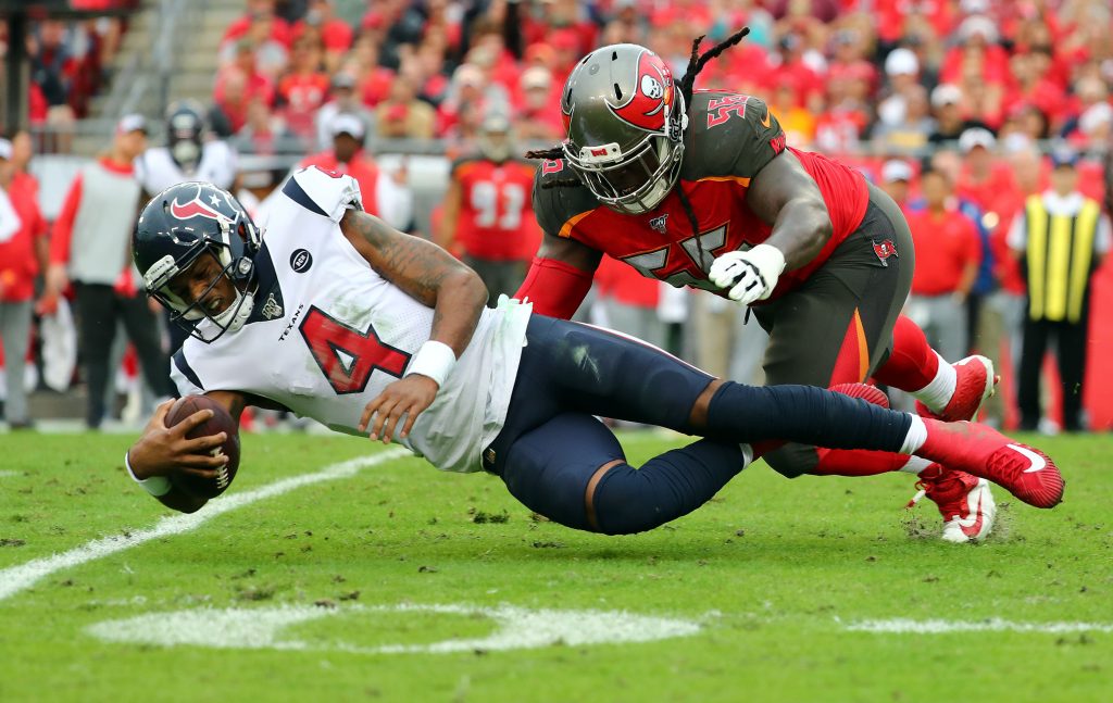 Buccaneers To Re-Sign Nunez-Roches