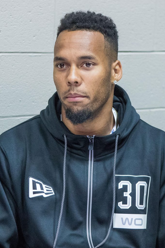 Jaguars Sign Collin Johnson