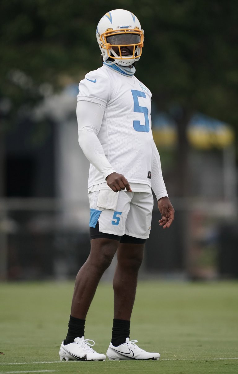 Chargers' Tyrod Taylor Cleared To Return