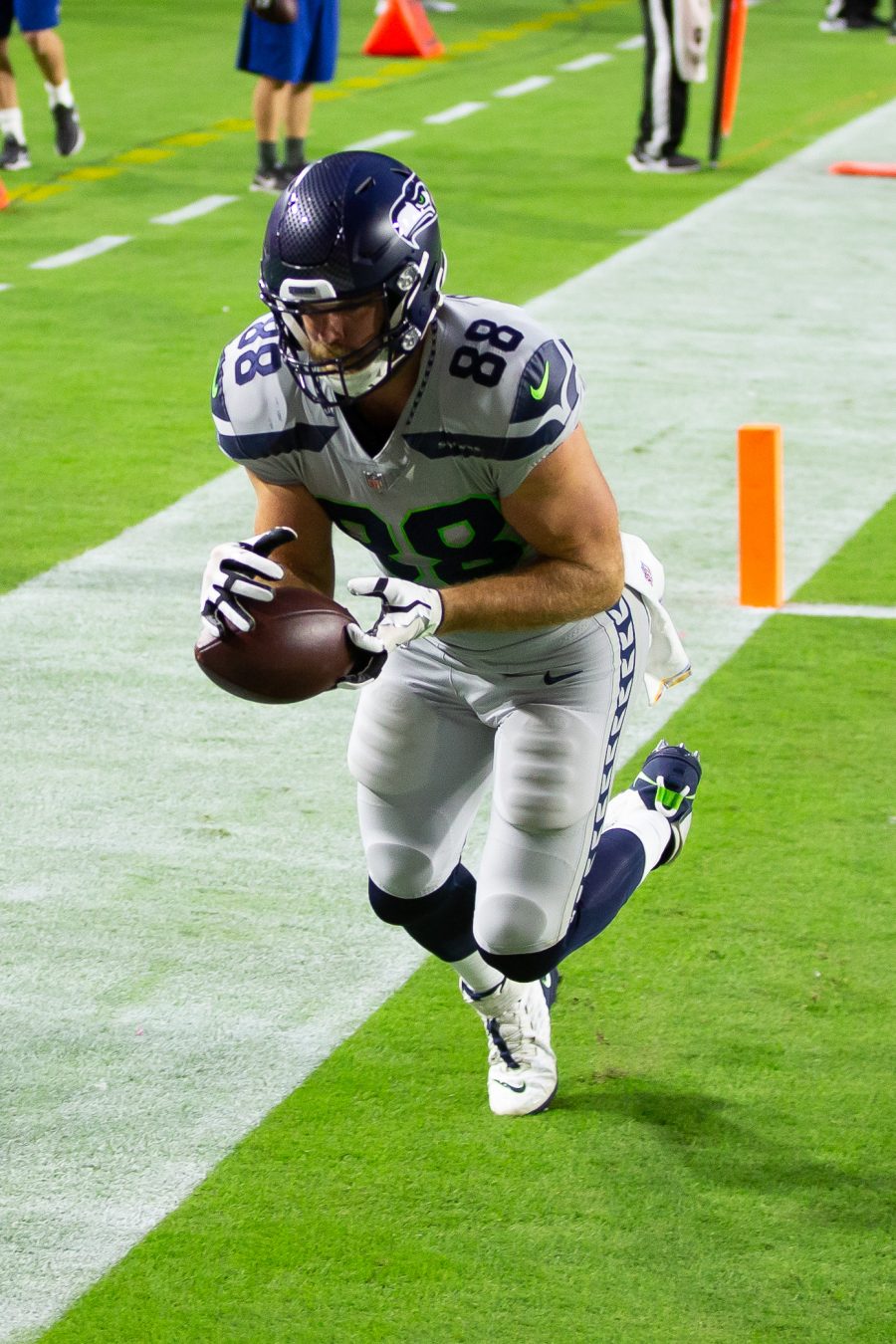 Seahawks Activate TE Greg Olsen From IR