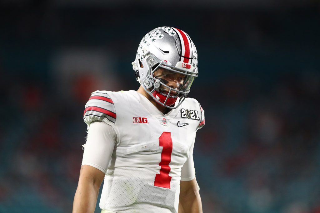 NFC Notes: Bears, Fields, Winston, Sherman