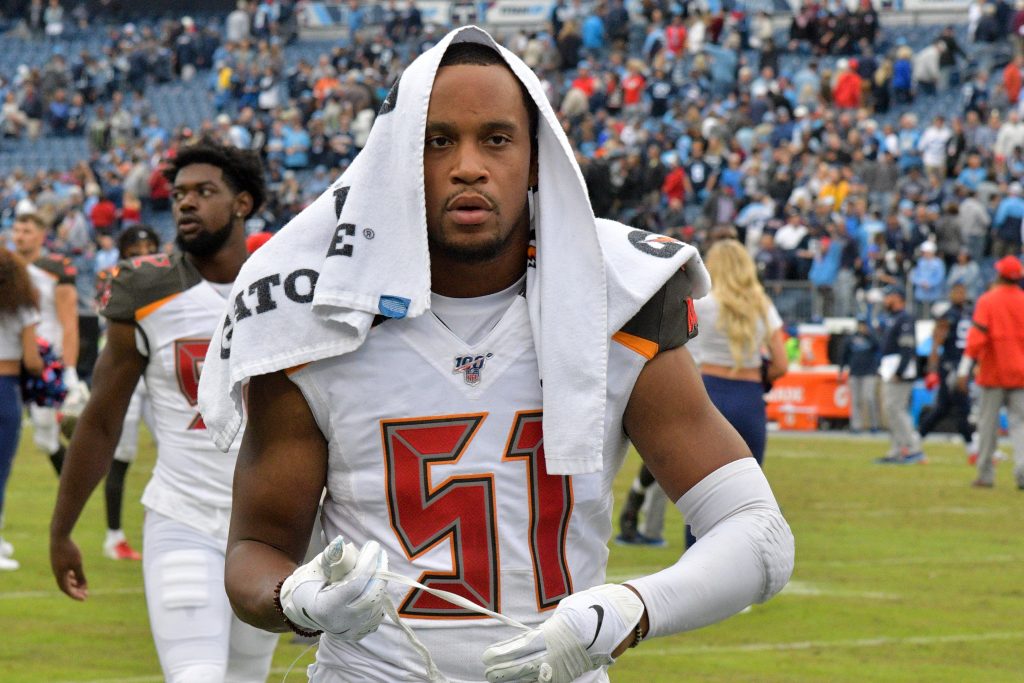 Buccaneers Re-Sign Kevin Minter