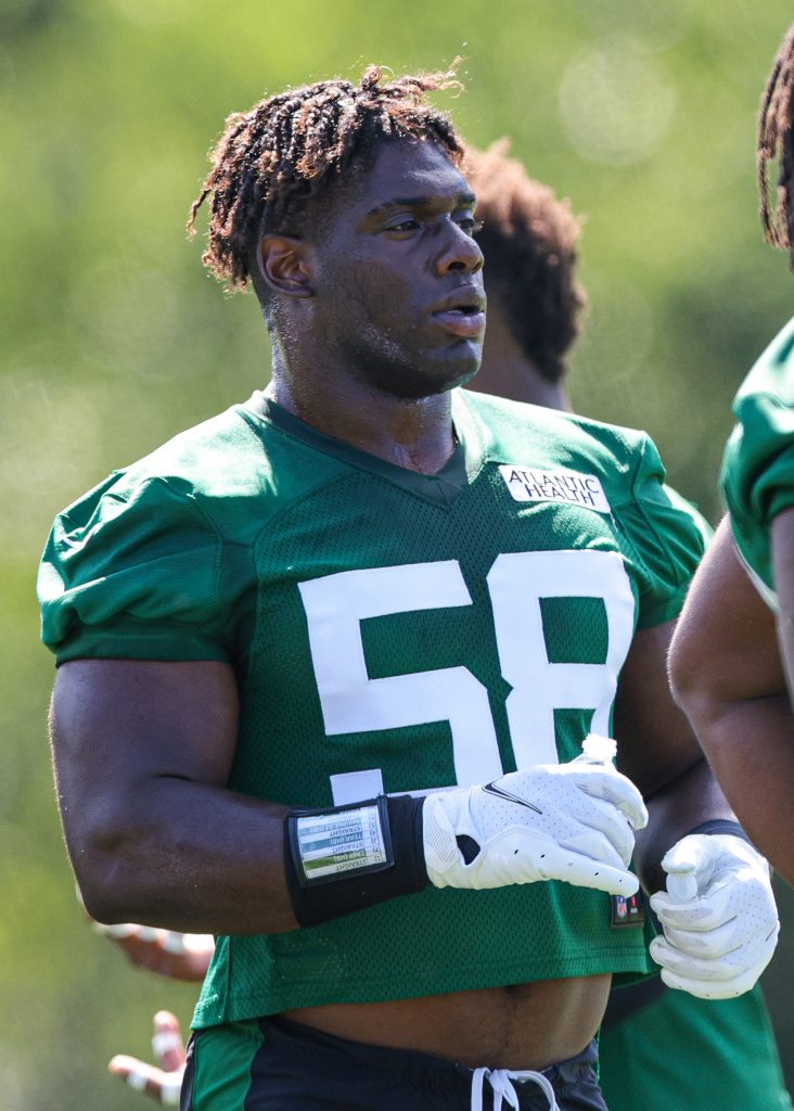 Latest On Jets' Carl Lawson