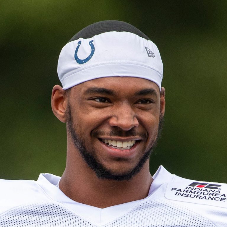 Colts Cut Sean Davis