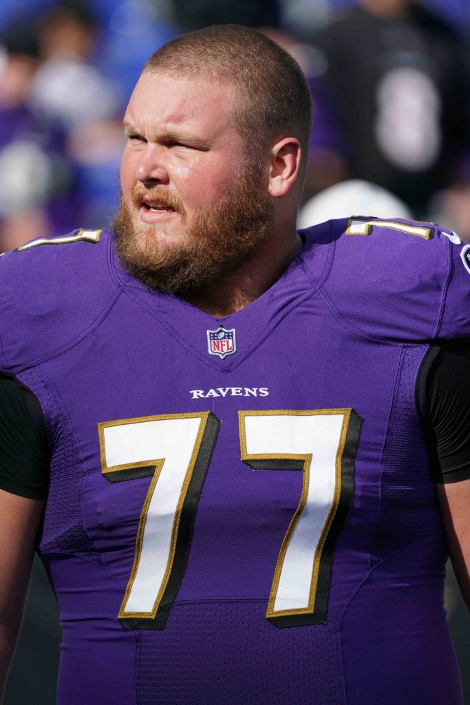 Panthers Sign C Bradley Bozeman